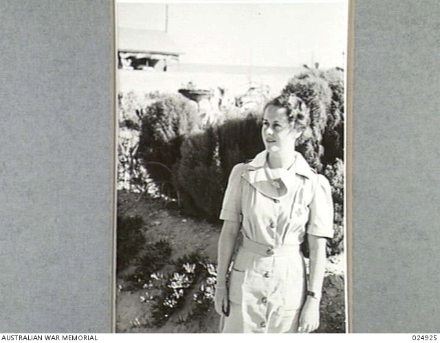 GAZA RIDGE, PALESTINE. 1942-08-30. V.A.D. GERALDINE HARGRAVE, OF ...