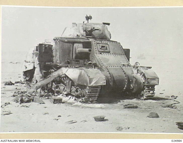 WESTERN DESERT, EGYPT. 1942-09-16. GENERAL GRANT M3 MEDIUM TANK KNOCKED ...