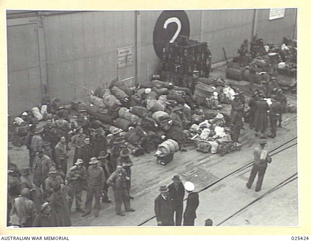 ADELAIDE, AUSTRALIA. 1942-05-22 SCENE AT ADELAIDE AT THE DISEMBARKATION ...