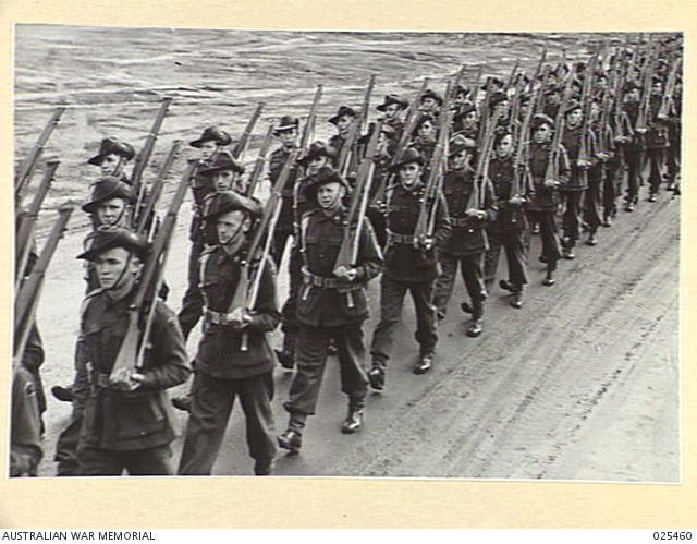 PUCKAPUNYAL, AUSTRALIA. 1942-06-20 TO 1942-06-21. REVIEW OF THE 1ST ...