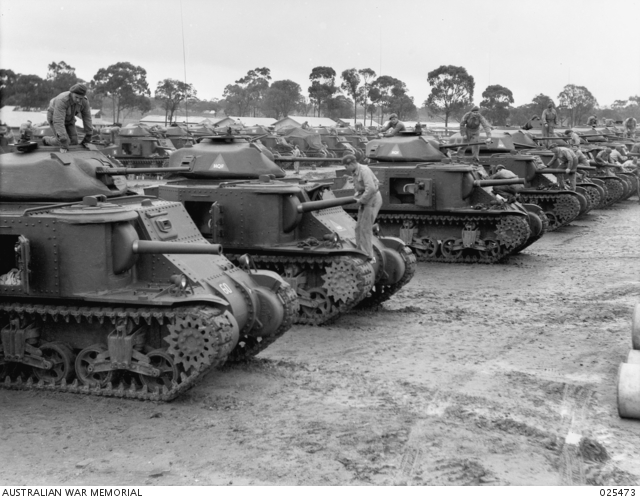PUCKAPUNYAL, VIC. 1942-06-20 TO 1942-06-21. GENERAL GRANT M3 MEDIUM ...