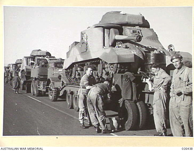 MELBOURNE, VIC. 1942-09-07. MEN OF THE 1ST AUSTRALIAN ARMOURED DIVISION ...