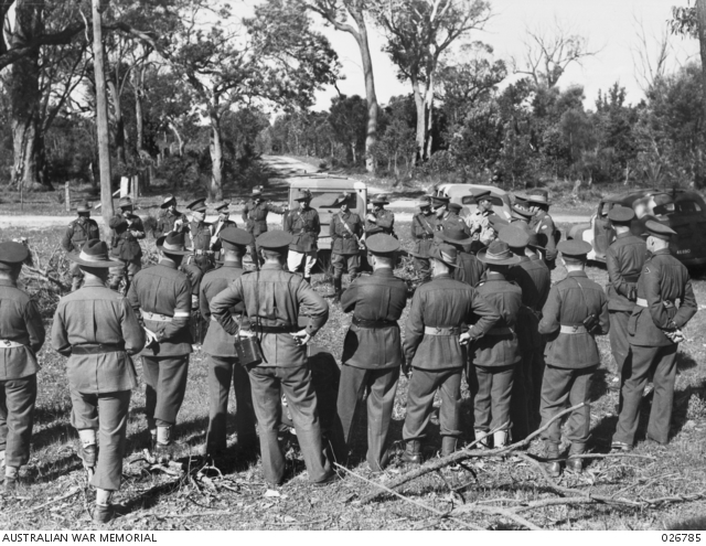 ROCKINGHAM, WESTERN AUSTRALIA. 1942-09-23. LIEUTENANT-GENERAL H. G ...