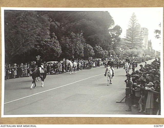 PERTH, WA. 1942-09-25. MARCH OF THE AUSTRALIAN WOMEN'S ARMY SERVICE ...