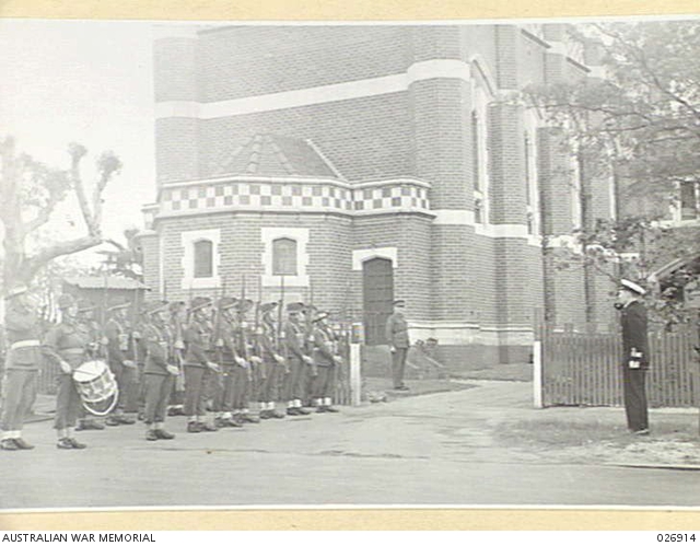 PERTH, WA. 1942-10-05. A ROLL ON THE DRUM, A BUGLE CALL AND PRESENT ...