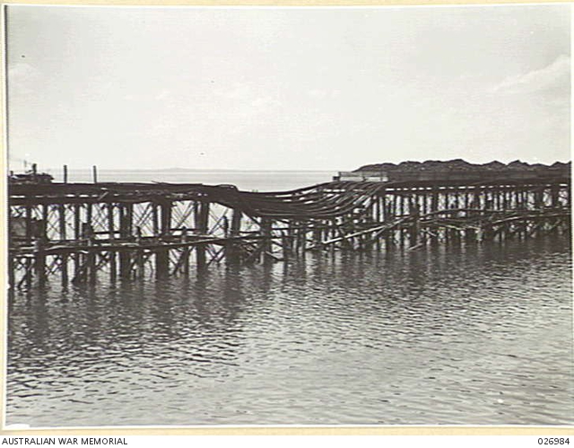 DARWIN, AUSTRALIA. 1942-10-08. IN THE FIRST AIR RAID ON DARWIN THE ...