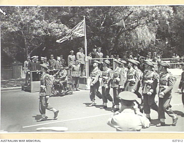 PERTH, AUSTRALIA. 1942-10-21. TROOPS OF THE 2ND AUSTRALIAN DIVISION ...