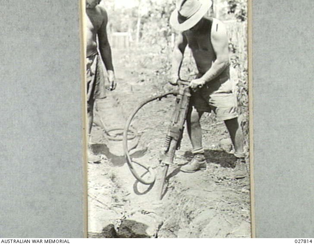 BERRY SPRINGS, NT. 1942-11-13. PRIVATE F. BURNS OF THE 43RD AUSTRALIAN ...