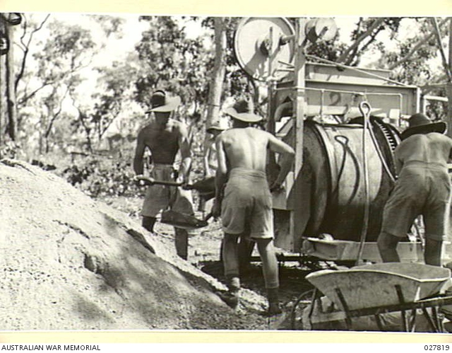 BERRY SPRINGS, NT. 1942-11-13. MEMBERS OF THE 27TH AND 43RD AUSTRALIAN ...