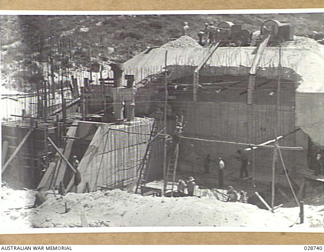 ROTTNEST ISLAND, AUSTRALIA. 1942-11-06. PLOTTING ROOM AT OLIVER'S ...