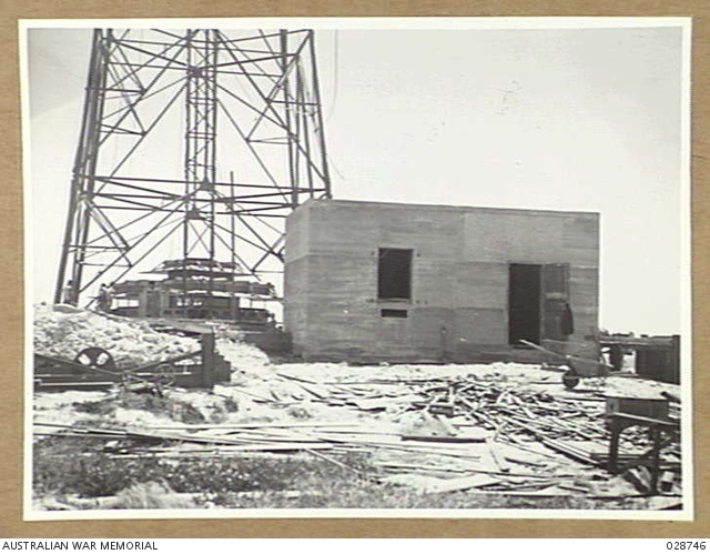 ROTTNEST ISLAND, AUSTRALIA. 1942-11-06. OBSERVATION TOWER AND CONTROL ...
