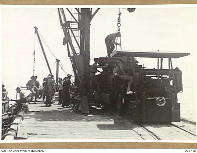 ROTTNEST ISLAND, AUSTRALIA. 1942-11-06. THE JETTY AT ROTTNEST ...
