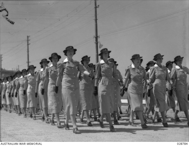 PERTH, AUSTRALIA. 1942-11-07. MEMBERS OF THE VOLUNTARY AID DETACHMENT ...
