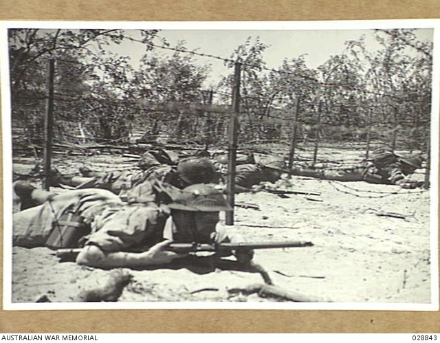 GERALDTON, AUSTRALIA. 1942-11-17. MEMBERS OF THE 2/11TH AUSTRALIAN ...