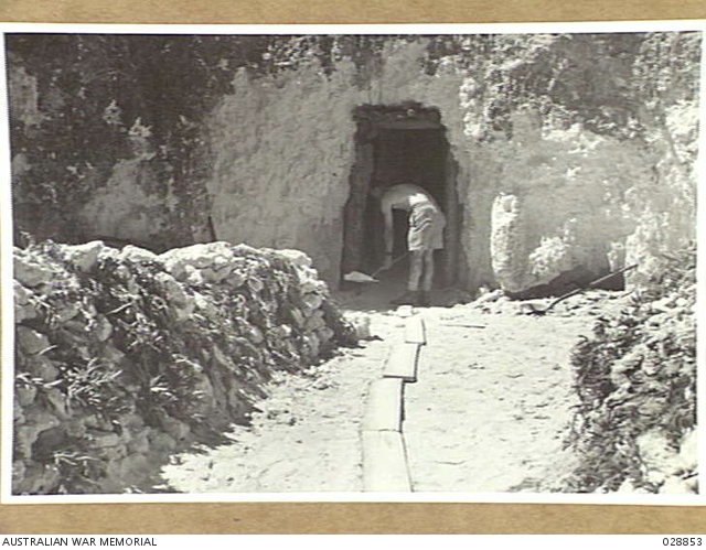 FREMANTLE, WA. 1943-02-18. ENTRANCE TO MAIN TUNNEL, LOOKING SOUTH ...