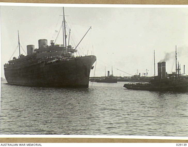 FREMANTLE, AUSTRALIA. 1943-02-18. RETURN OF THE 9TH AUSTRALIAN DIVISION ...