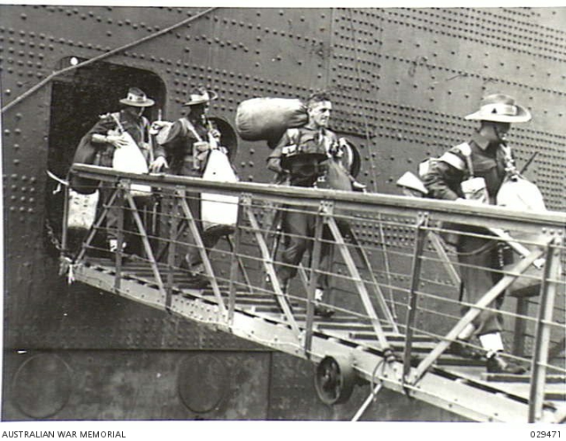 SYDNEY, AUSTRALIA. 1943-02-27. MEMBERS OF THE 9TH AUSTRALIAN DIVISION ...