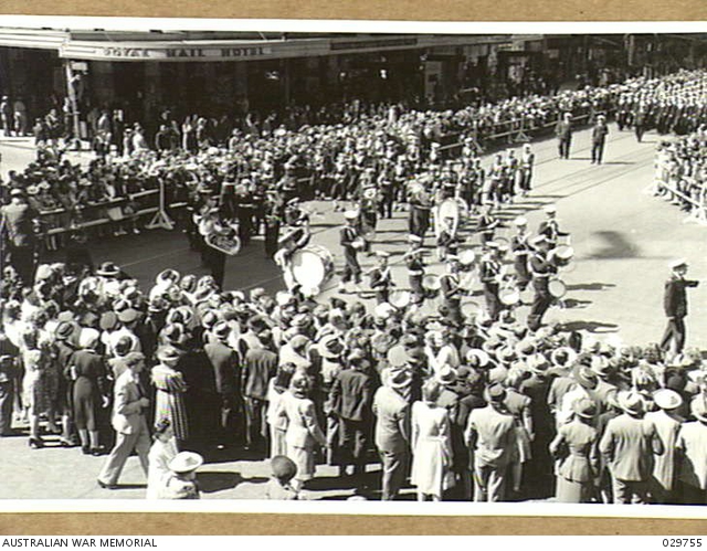 MELBOURNE, AUSTRALIA. 1943-03-19. MARCH OF MEN OF THE ROYAL AUSTRALIAN ...