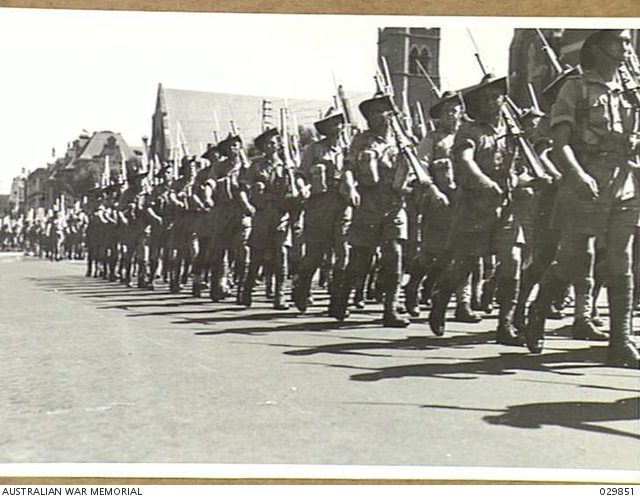 PERTH, AUSTRALIA. 1943-03-24. SCENE DURING THE MARCH THROUGH THE CITY ...
