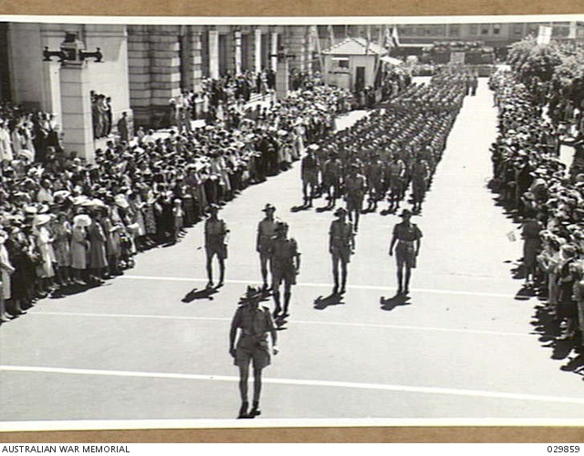 PERTH, AUSTRALIA. 1943-03-24. SCENE DURING THE MARCH THROUGH THE CITY ...