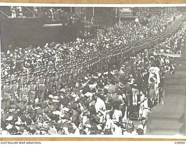 MELBOURNE, AUSTRALIA. 1943-03-31. GENERAL SCENE DURING THE MARCH ...