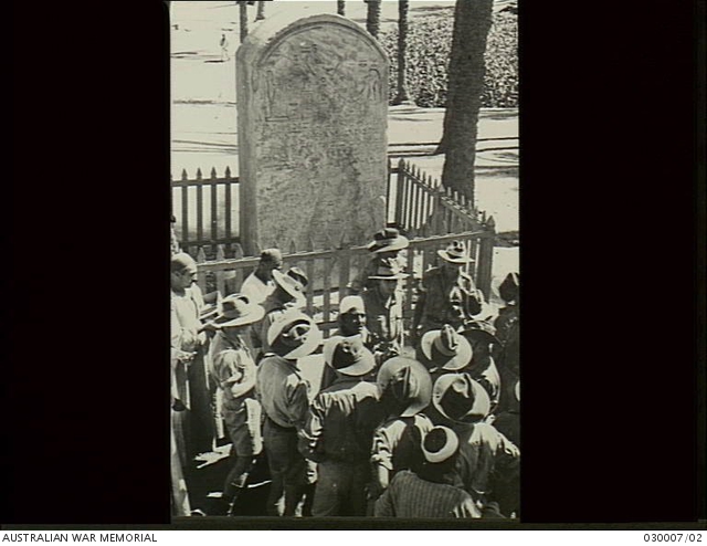 A party of Australian soldiers, on a sight-seeing tour whilst on leave ...