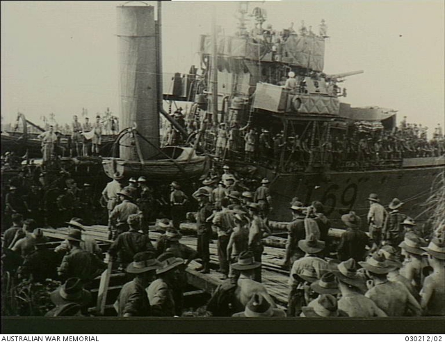 Madang, New Guinea. 2 May, 1944. HMAS Vendetta coming alongside the ...