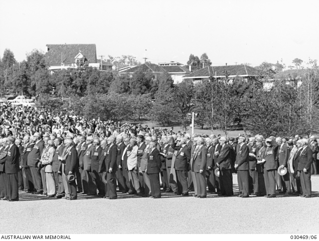 Canberra, ACT. 25 April 1965. A section of the crowd at the Fiftieth ...