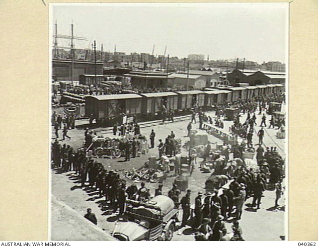 1941-05. ALEXANDRIA, EGYPT. TROOPS OF 6TH AUSTRALIAN DIVISION ...