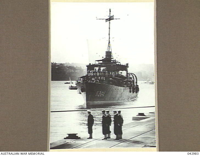 GARDEN ISLAND, SYDNEY, 1945-03-24. THE AUSTRALIAN BUILT FRIGATE, HMAS ...