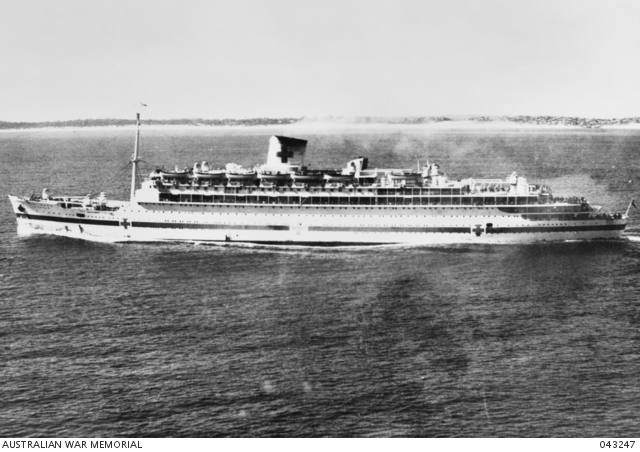 THE HOSPITAL SHIP ORANJE, OUTWARD BOUND FROM FREMANTLE, 1941-08 ...