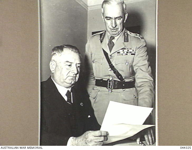 CANBERRA, 1954. MR J. FRANCIS (MINISTER FOR THE ARMY) WITH LIEUTENANT ...