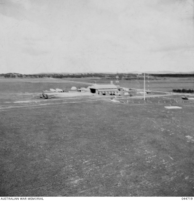CANBERRA, ACT, RAAF BASE, 1939-10. AN AERIAL VIEW OF THE TARMAC AND ...