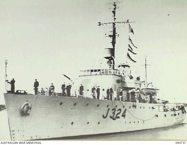 BATHURST CLASS MINESWEEPER/CORVETTE GLADSTONE. COMMISSIONED ON 22ND ...