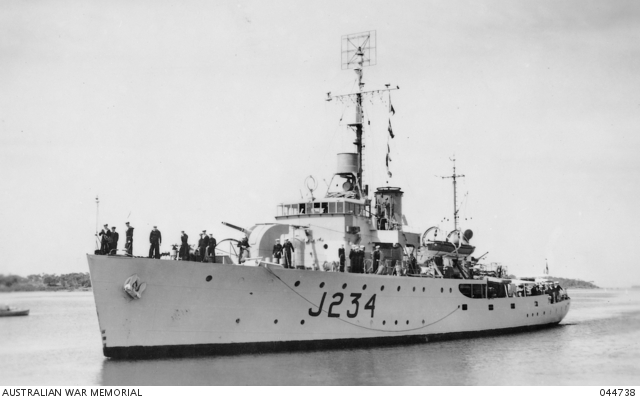 BATHURST CLASS MINESWEEPER/CORVETTE HMAS LATROBE. COMMISSIONED ON 6TH ...