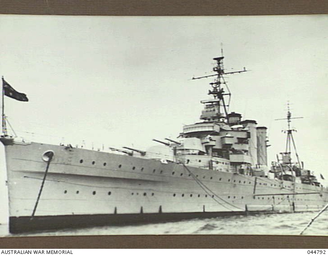 KENT CLASS HEAVY CRUISER AUSTRALIA LAUNCHED ON 17TH MARCH 1927 AND ...