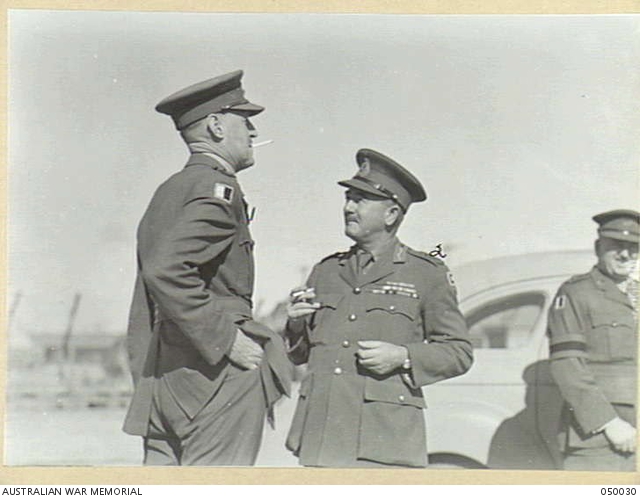 GAZA, PALESTINE. 1942-11. LIEUTENANT-GENERAL SIR LESLIE MORSHEAD, KCB ...