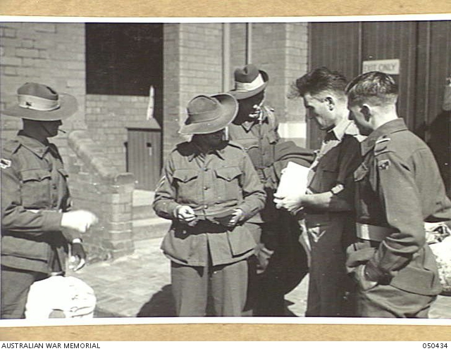 CAULFIELD, AUSTRALIA. 1943-04-02. WOUNDED MEN OF THE 9TH AUSTRALIAN ...