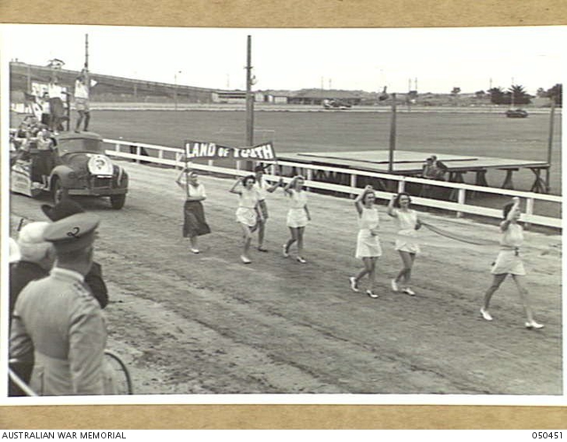 PERTH, AUSTRALIA. 1943-04-03. THE RUSSIAN FLOAT PASSING THE SALUTING ...