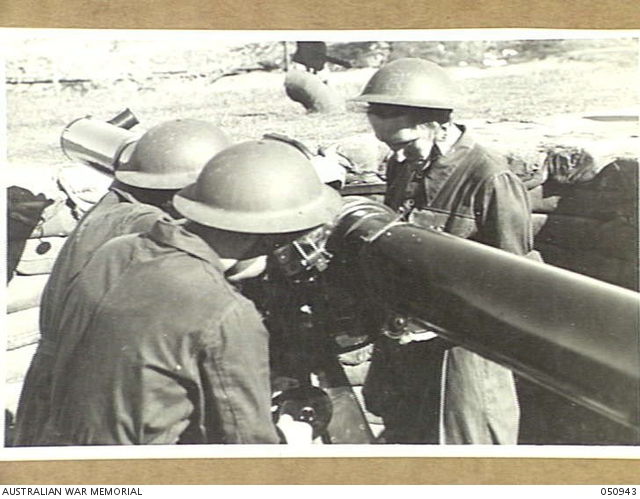 BUCKLAND, WA. 1943-04-19. MEMBERS OF THE AUSTRALIAN WOMEN'S ARMY ...