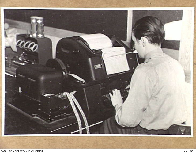 RINGWOOD NORTH, VIC. 1943-05-04. TELETYPE TERMINAL CONNECTING LAND ...