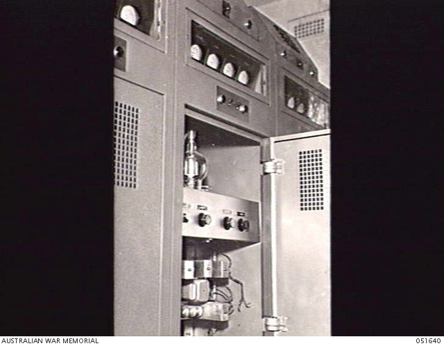 RINGWOOD NORTH, VIC. 1943-05-11. COMMERCIALLY BUILT ULTRA HIGH ...