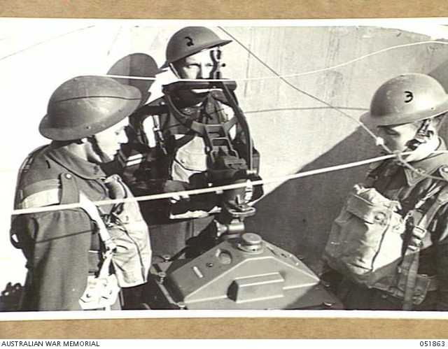 BURNLEY, VIC. 1943-05-18. THE BURNLEY CONTROL STATION OF 53RD ...