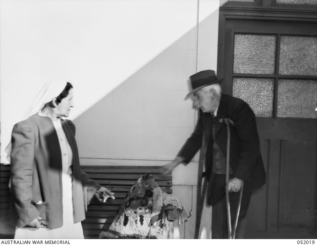 Brighton Vic. 25 May 1943. A resident of Anzac Hostel, Mr Alexander ...