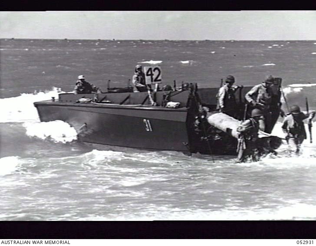 CAIRNS, QLD. 1943-06-25. LANDING BARGE OF THE 532ND ENGINEER BOAT AND ...
