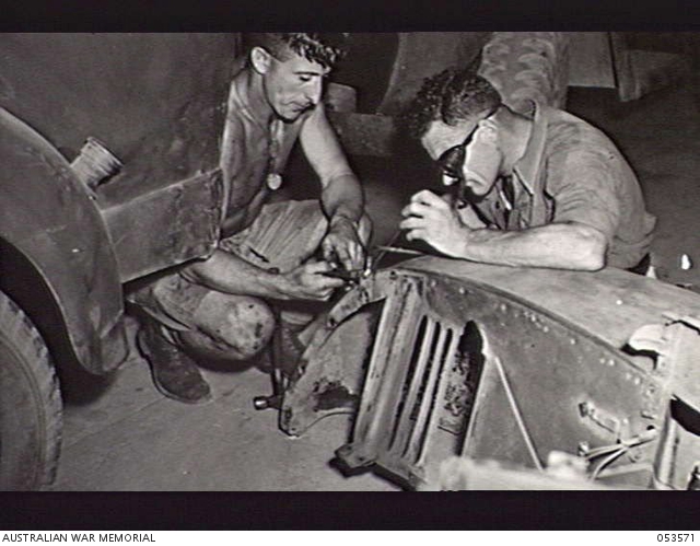 PARAPARAP, NT, 1943-07-09. WARRANT OFFICER 2 W. HUGHES (RIGHT) AND ...