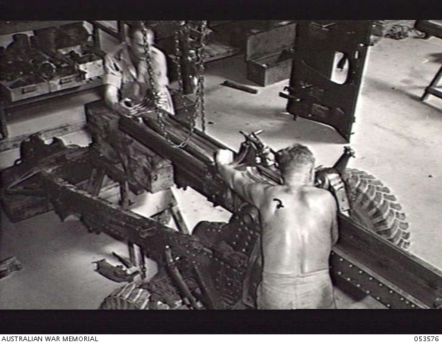 PARAPARAP, NT, 1943-07-09. NX55672 LIEUTENANT H. E. WILTSHIRE (LEFT ...