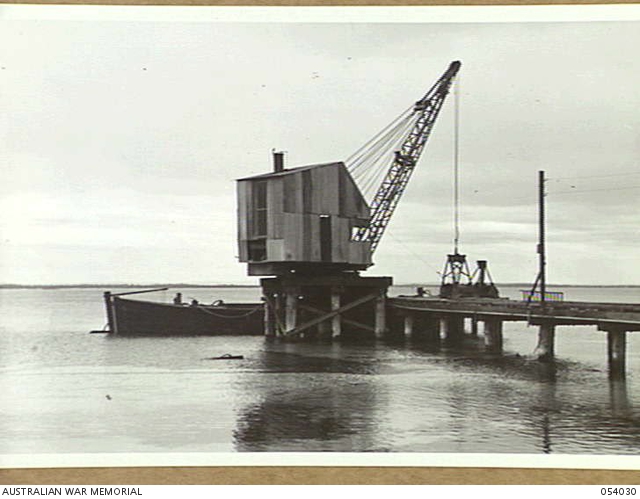 GARDEN ISLAND, WA. 1943-07-15. TEMPORARY JETTY AT CAREENING BAY ...