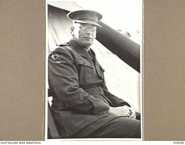 MERREDIN, WA. 1943-07-05. PORTRAIT OF LIEUTENANT COLONEL F. RAY HONE ...