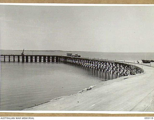 DARWIN, NT. 1943-08-08. ALMOST COMPLETED NEW JETTY BUILT TO REPLACE ONE ...
